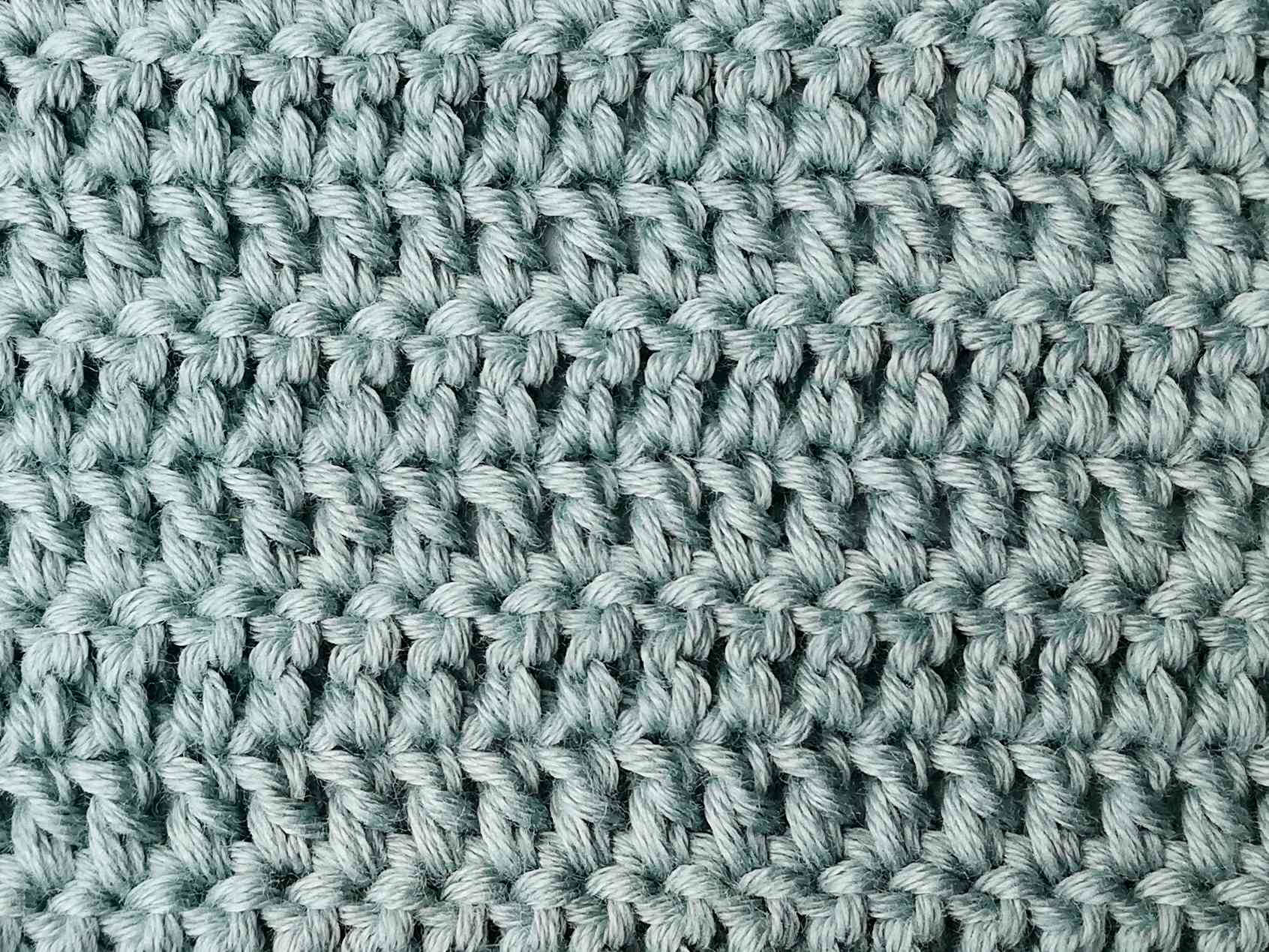 Double crochet (dc) - Nordic Hook - Free crochet stitch tutorial