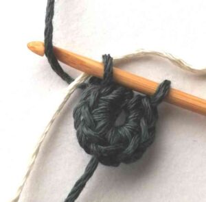 How to make a round base - Nordic Hook