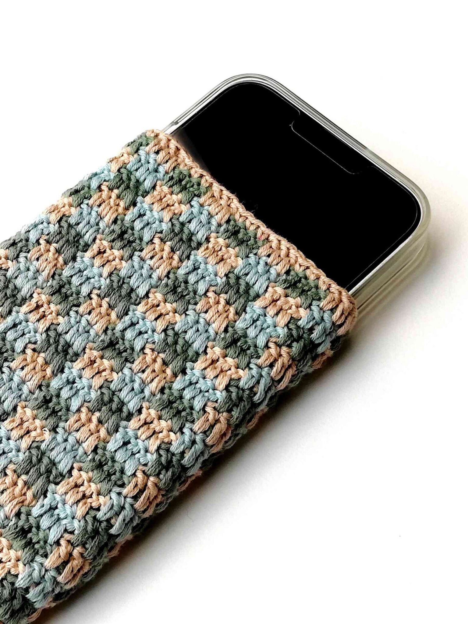 The interlocking blocks crochet phone case - Nordic Hook - Free crochet ...