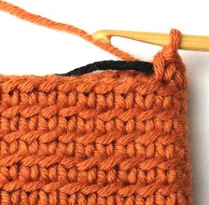 Spooky Halloween drawstring bag with a bat - Free pattern