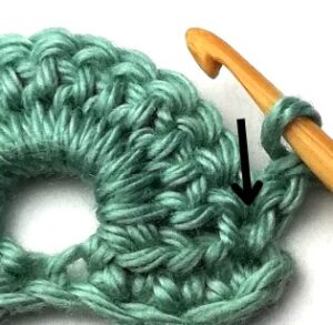 The aligned arches stitch - Nordic Hook - Free crochet stitch tutorial