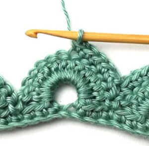 The aligned arches stitch - Nordic Hook - Free crochet stitch tutorial