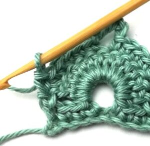 The aligned arches stitch - Nordic Hook - Free crochet stitch tutorial