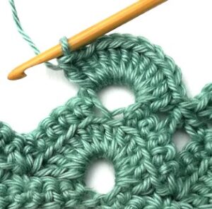 The aligned arches stitch - Nordic Hook - Free crochet stitch tutorial