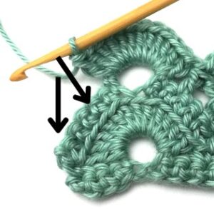 The aligned arches stitch - Nordic Hook - Free crochet stitch tutorial