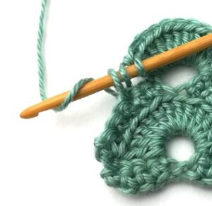 The aligned arches stitch - Nordic Hook - Free crochet stitch tutorial