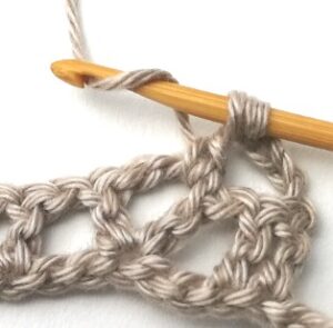The crown stitch - Nordic Hook - Free crochet stitch tutorial