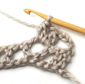 The crown stitch - Nordic Hook - Free crochet stitch tutorial