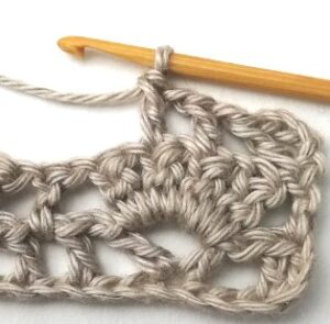 The crown stitch - Nordic Hook - Free crochet stitch tutorial
