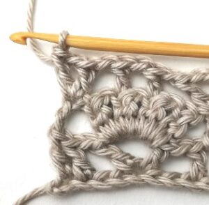 The crown stitch - Nordic Hook - Free crochet stitch tutorial