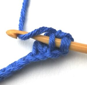 The linked treble crochet - Nordic Hook - Free crochet stitch tutorial