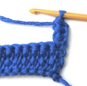 The linked treble crochet - Nordic Hook - Free crochet stitch tutorial