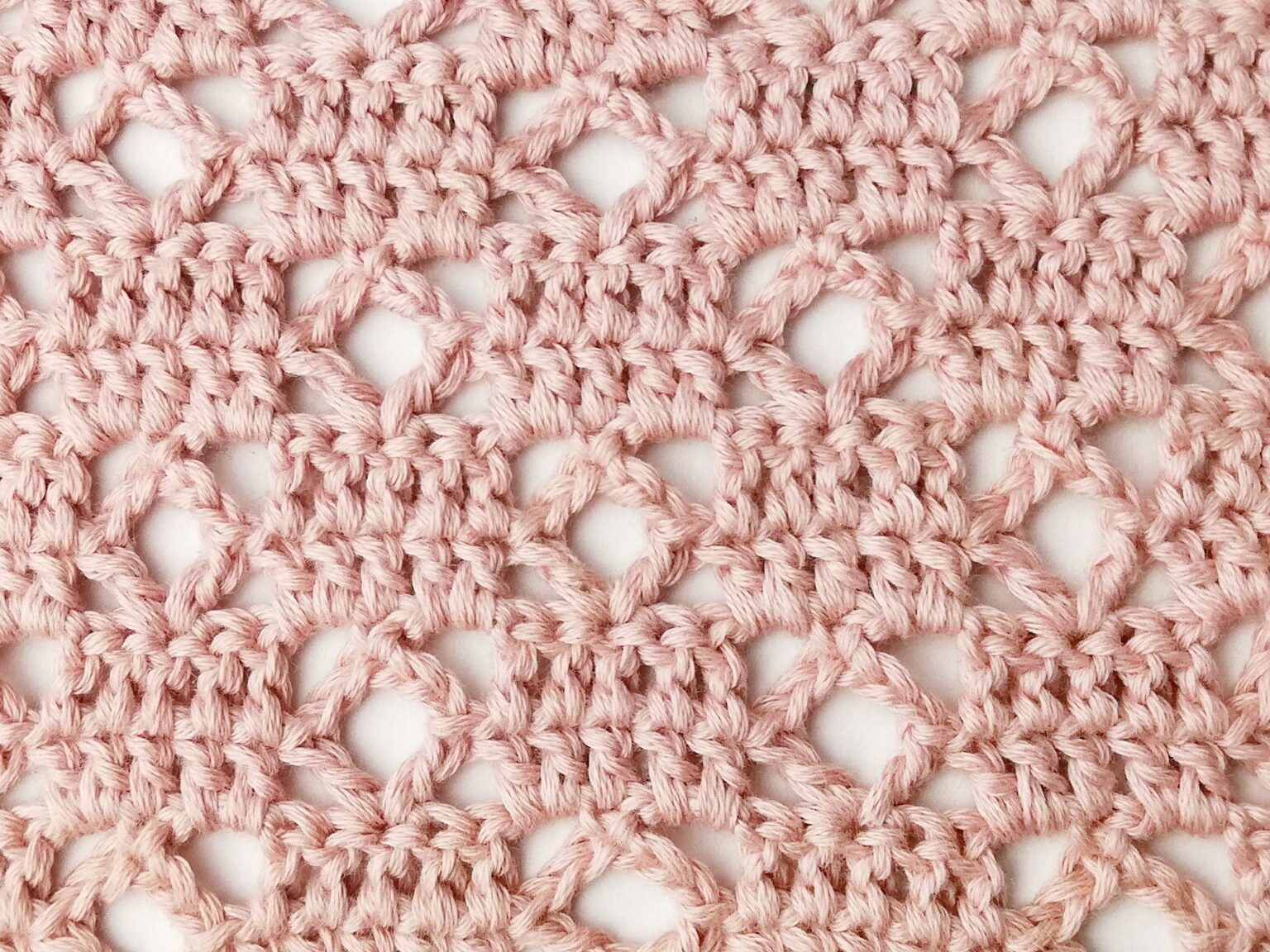 The diagonal diamond and square stitch - Nordic Hook - Free tutorial