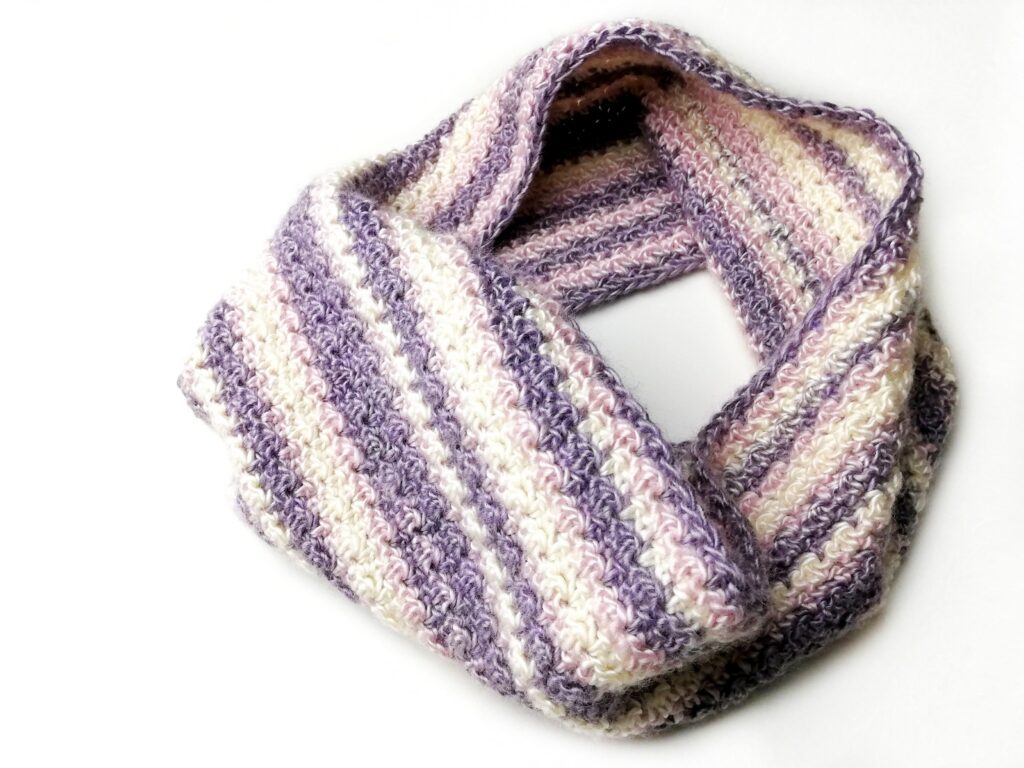 Crochet cowl Melissa - Nordic Hook - Free crochet pattern
